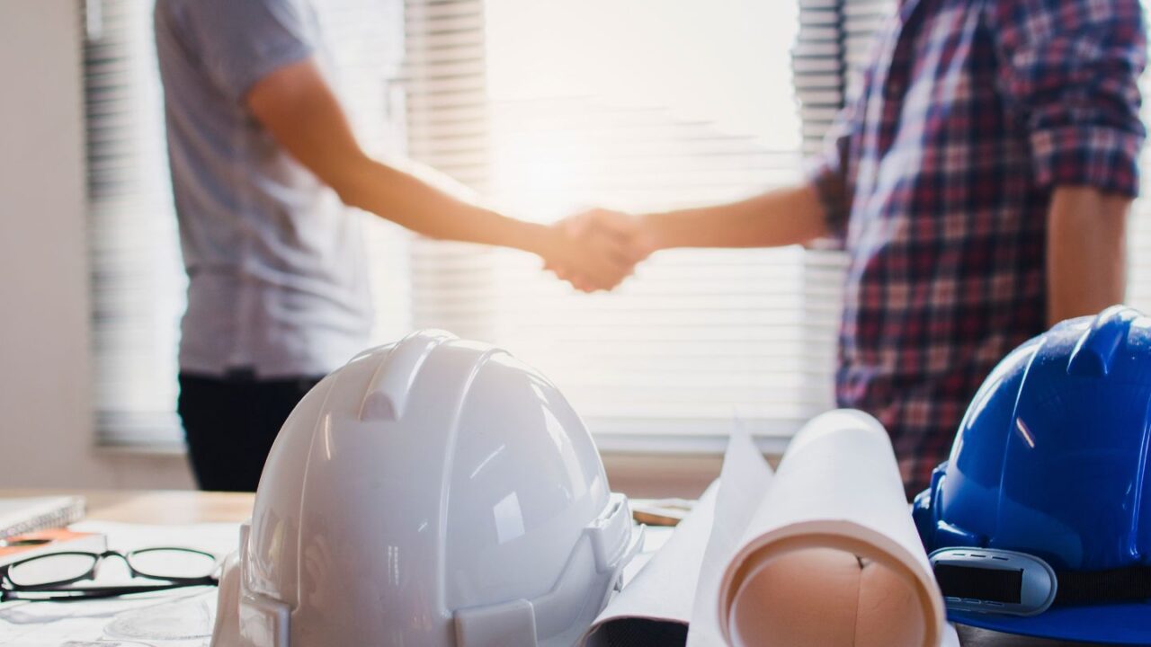 What Should be Included in a Deck Installation Contract?