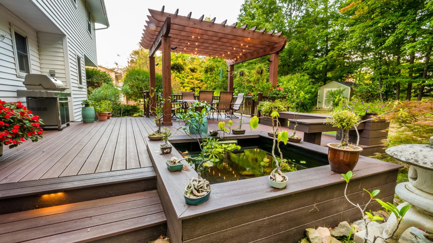 How Can a Deck Builder in Northeast Ohio Upgrade Small Backyard Spaces?